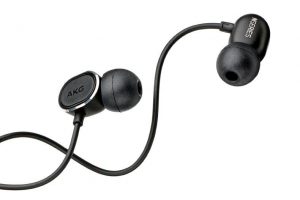 AKG N20: per quei bassi in più